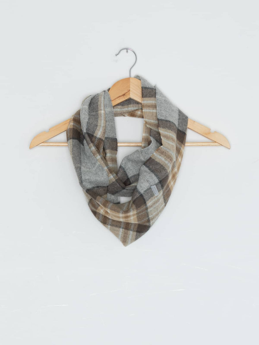 Pure Merino Wool Infinity Scarf - Beach souvenirs – Fabworks Online