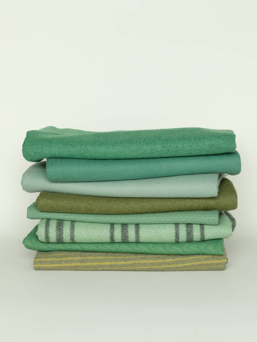 Sample Pack: Yorkshire Furnishing Fabrics - Green (Pack of 7 ...